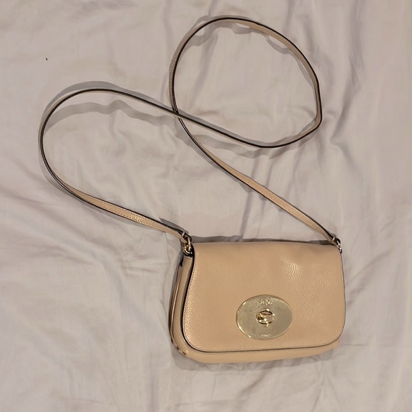 Coach | Bags | Coach Purse Tan Leather Long Strap With Gold Magnetic ...
